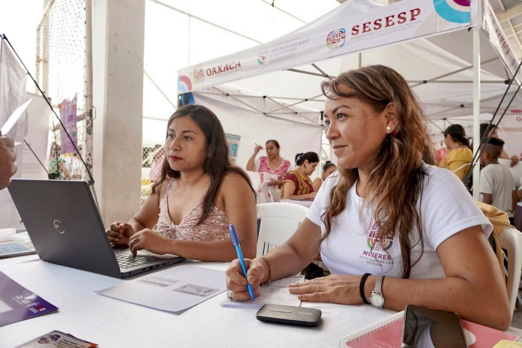 Otorga Gobierno estatal paz y justicia para 15 mil mujeres en Valles Centrales, Costa y Cuenca ...