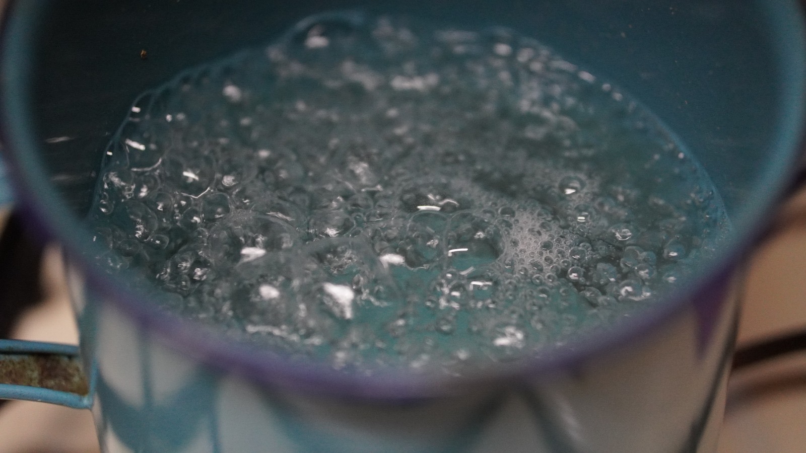 Emiten recomendaciones para consumir agua de manera segura ...