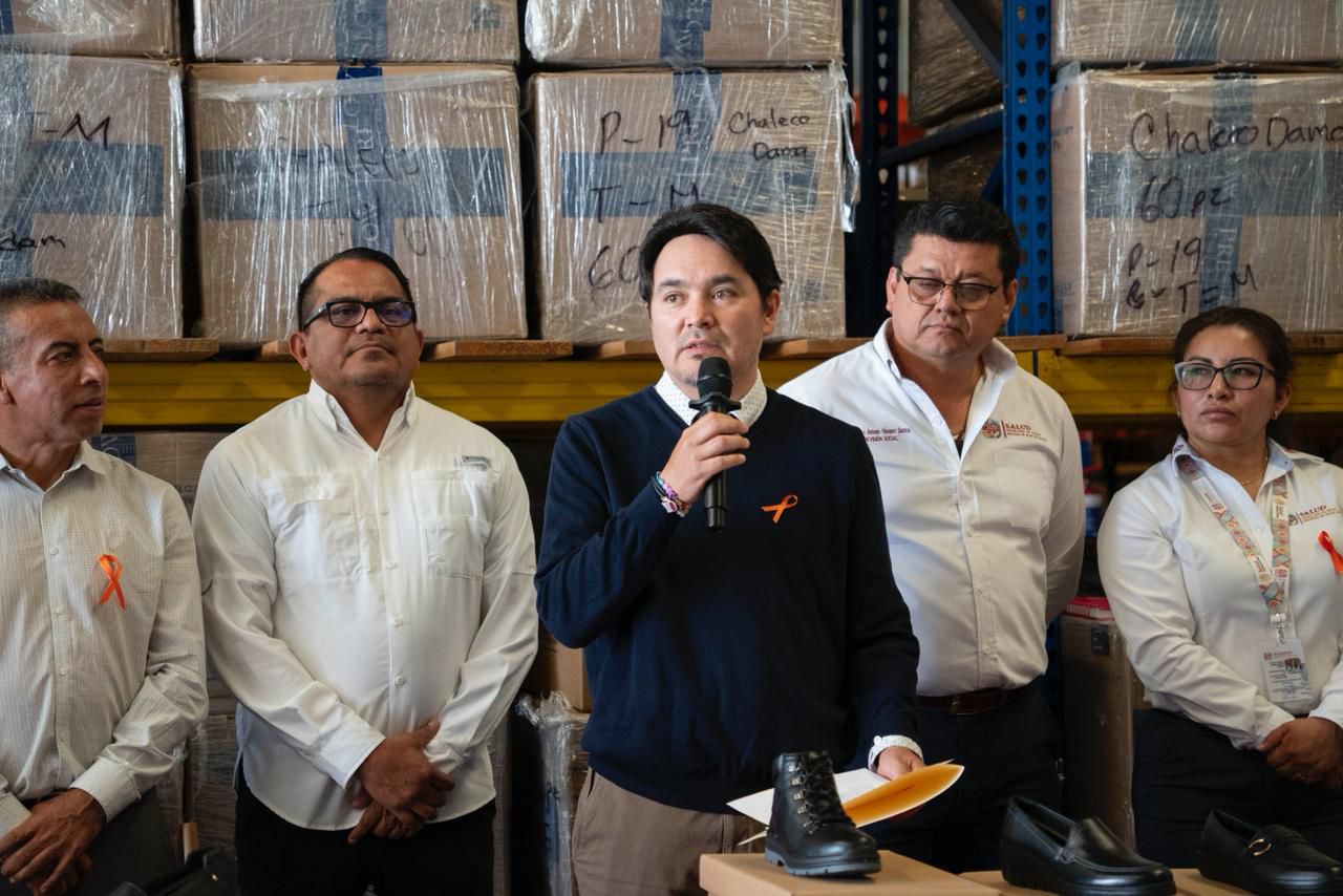 Inician distribución de uniformes al personal de SSO e IMSS-Bienestar ...